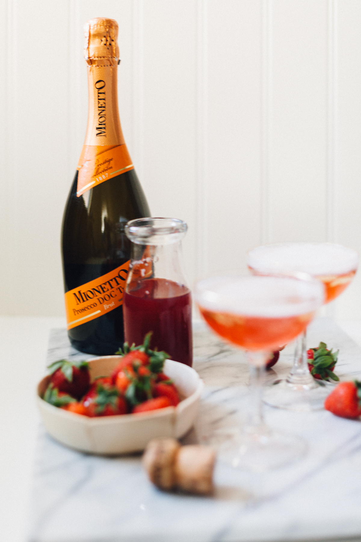 fresh-strawberry-jus-sparkling-cocktail-recipe-8